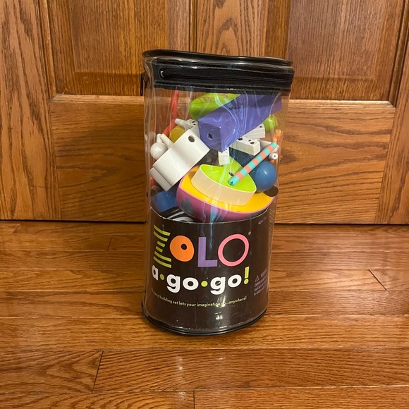 zolo | Toys | Zolo A Go Go Artistic Sculpture Buildingset Rare | Poshmark
